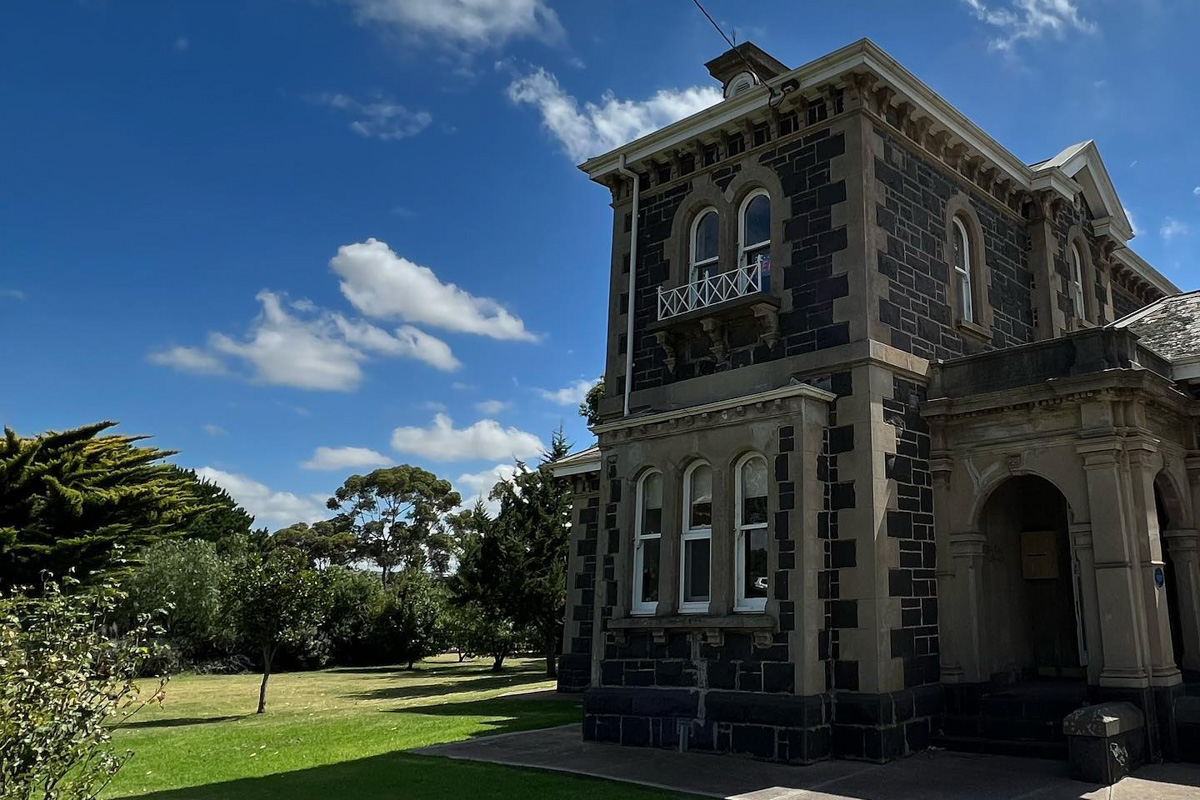The Gatehouse Cafe - Villawood Sunbury